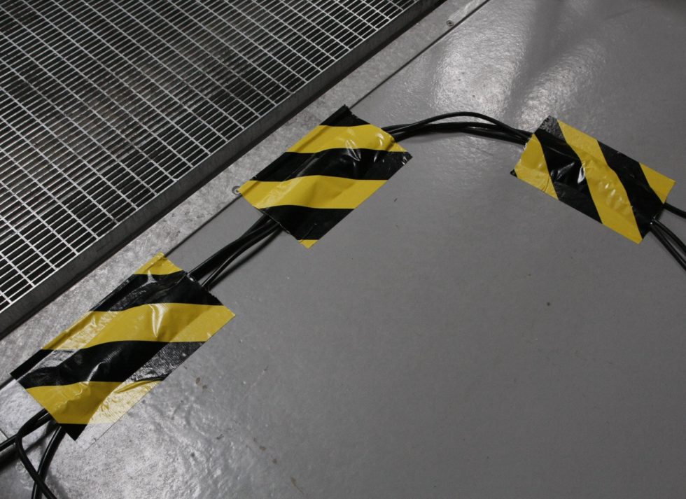 Isolation électrique, repérage et frettage de câbles - Métiers du spectacle